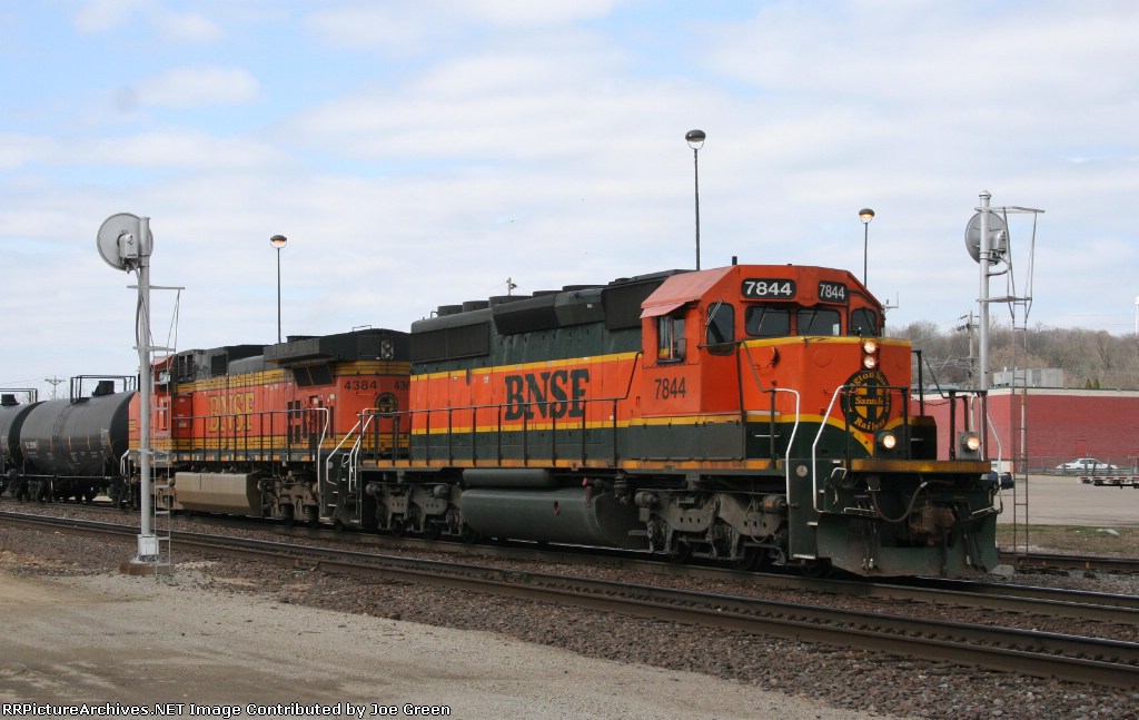 BNSF 7844
